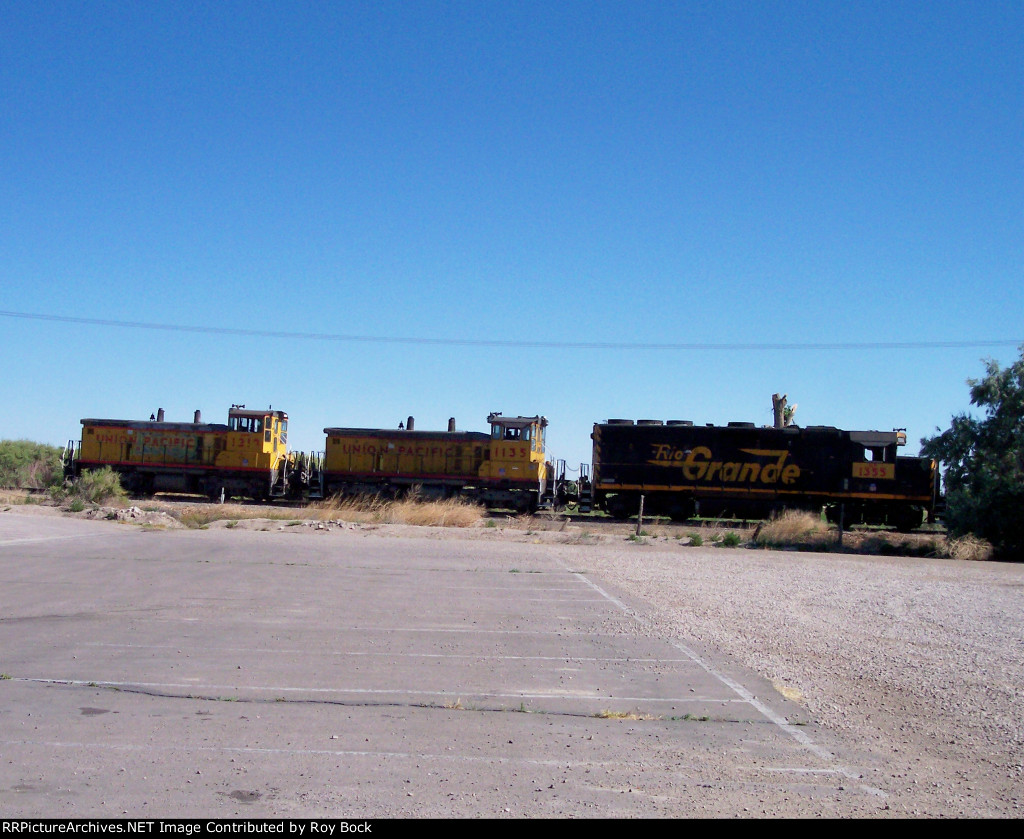UPY 1210 and UPY 1135 with UP 1355 (former RG unit)